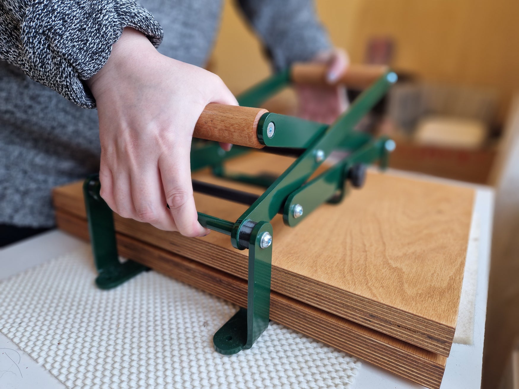 Ritualis Press - Linocut printing presses and more